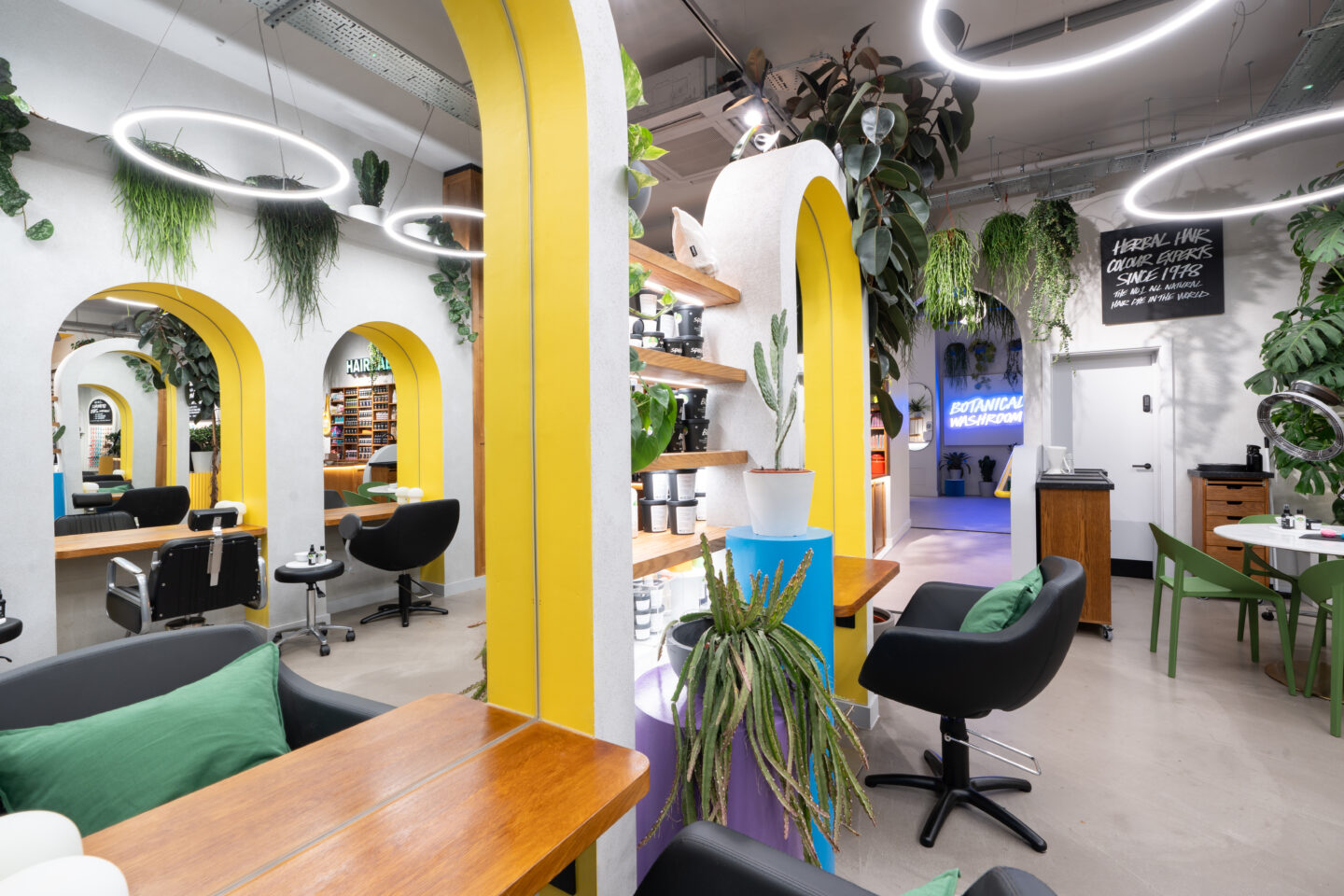 Lush Hairlab Brighton - Armourcoat US